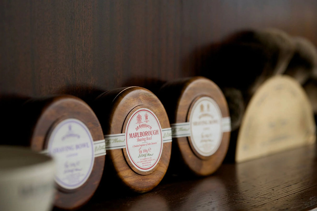Buy D R Harris Shaving Creams & Shave Soaps – NOAH